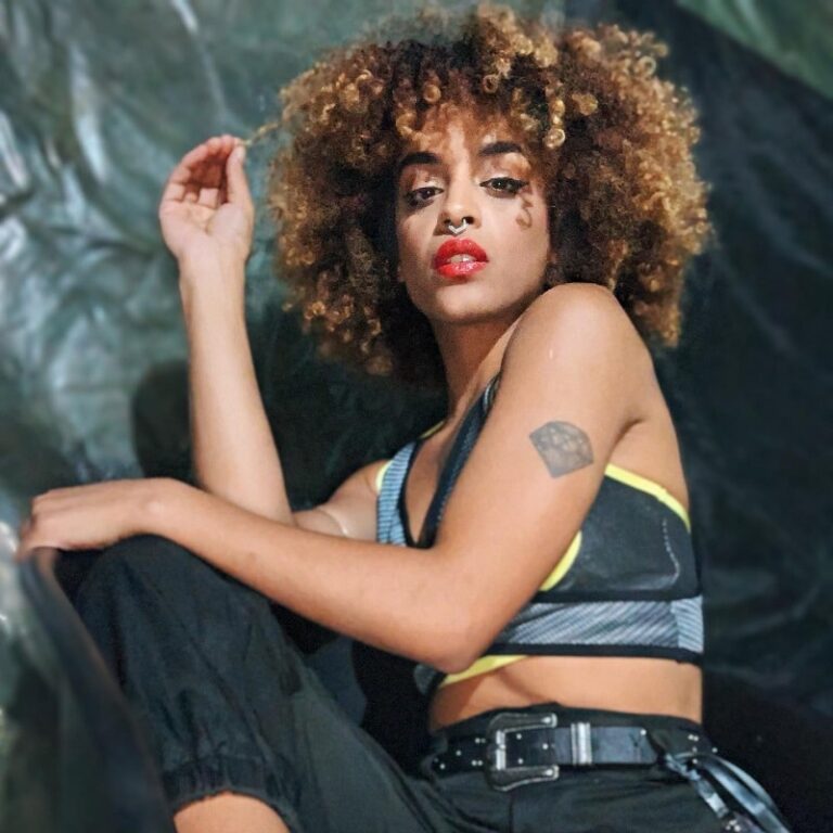 Yasiris, Isasi B y Bella Santiago juntas en Tu Perdición | Sentido Radio
